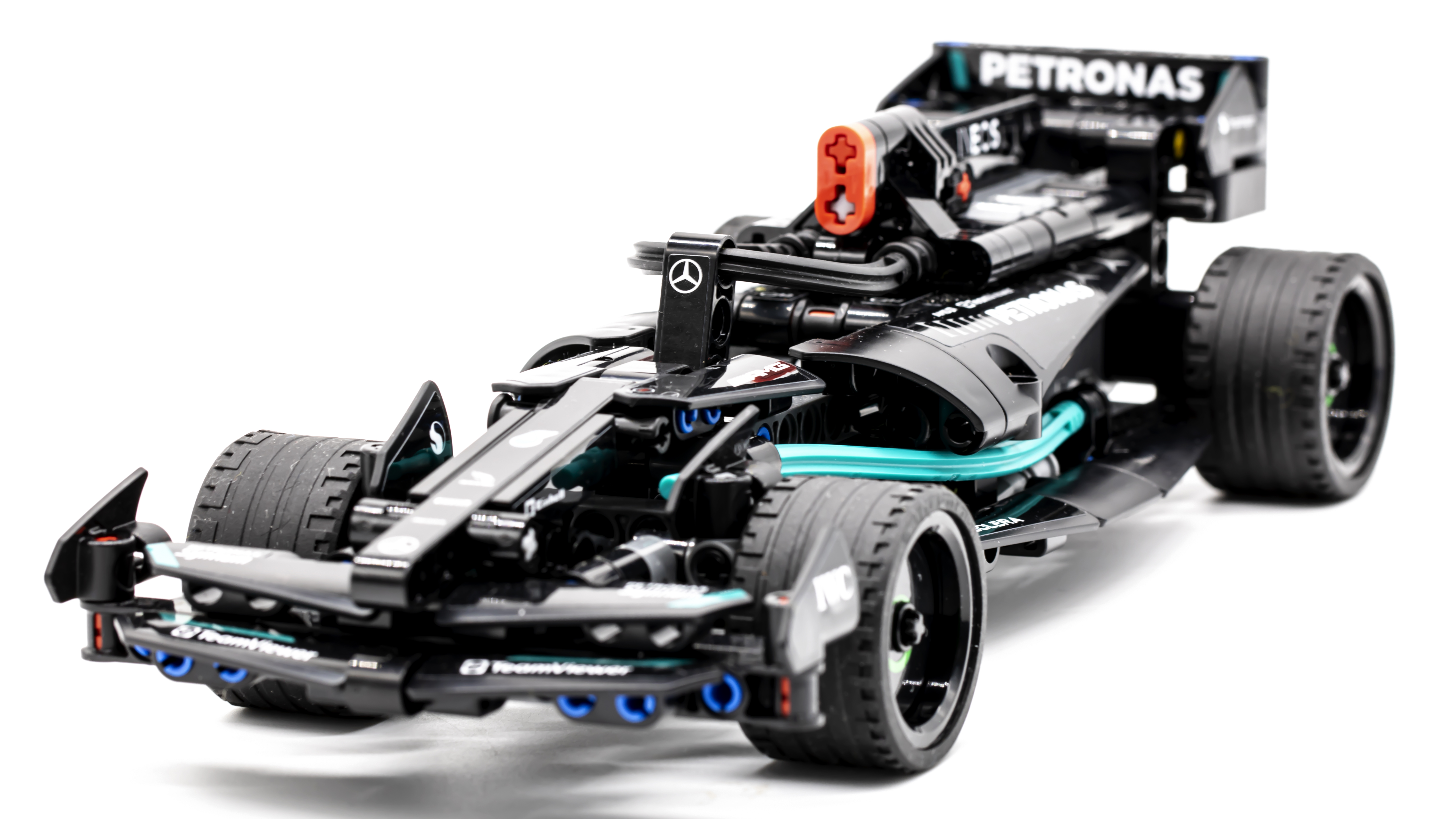 LEGO Technic 42165 Mercedes-AMG F1 W14 E Performance Pull-Back review ...