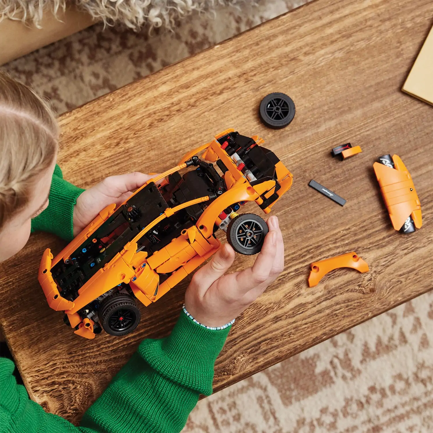 LEGO Technic Lamborghini Huracán Tecnica Orange revealed