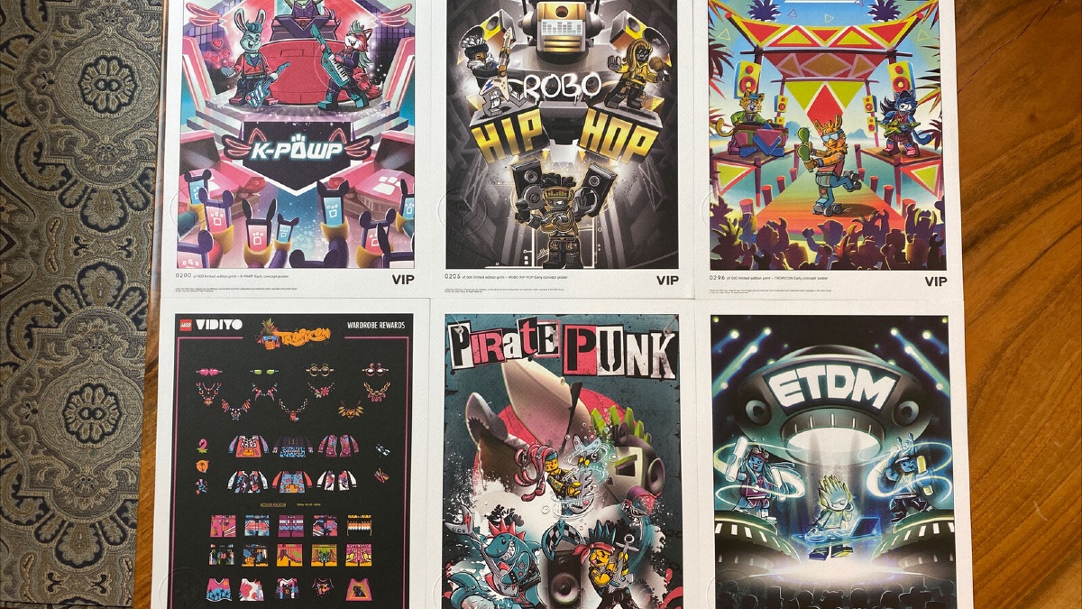 Wild eBay auction of the day: six LEGO posters for $1,000