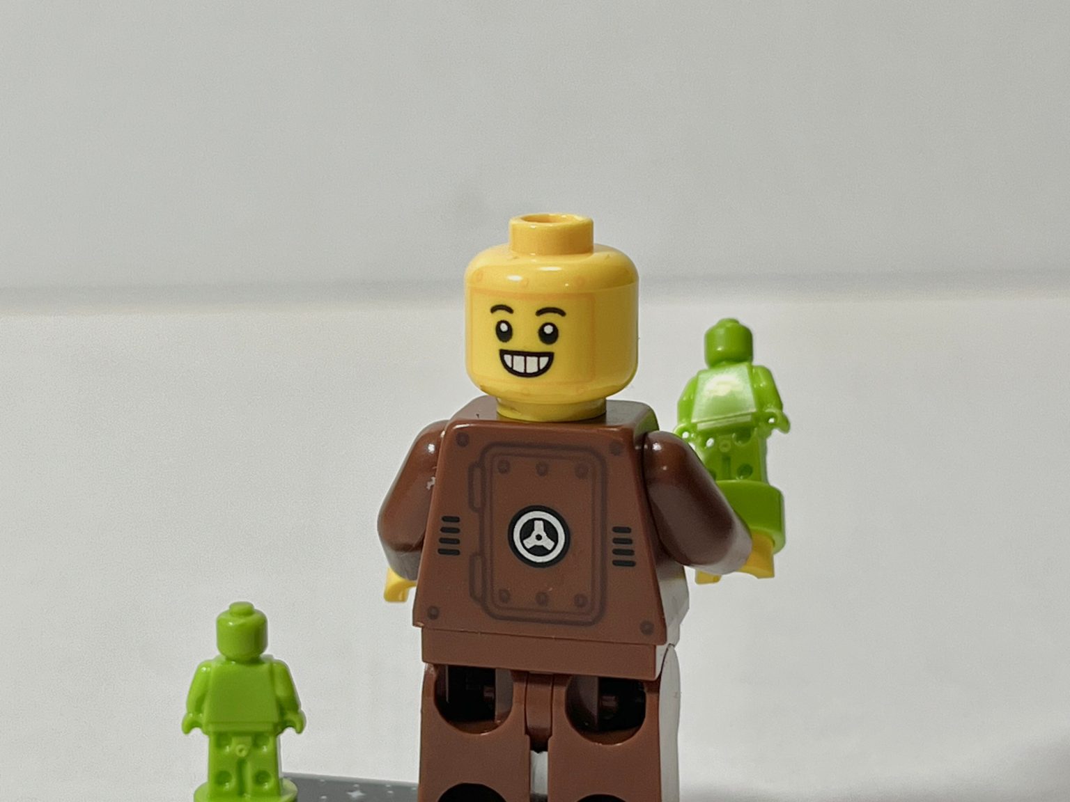 LEGO Collectible Minifigures 71046 Series 26 brings back best new feature