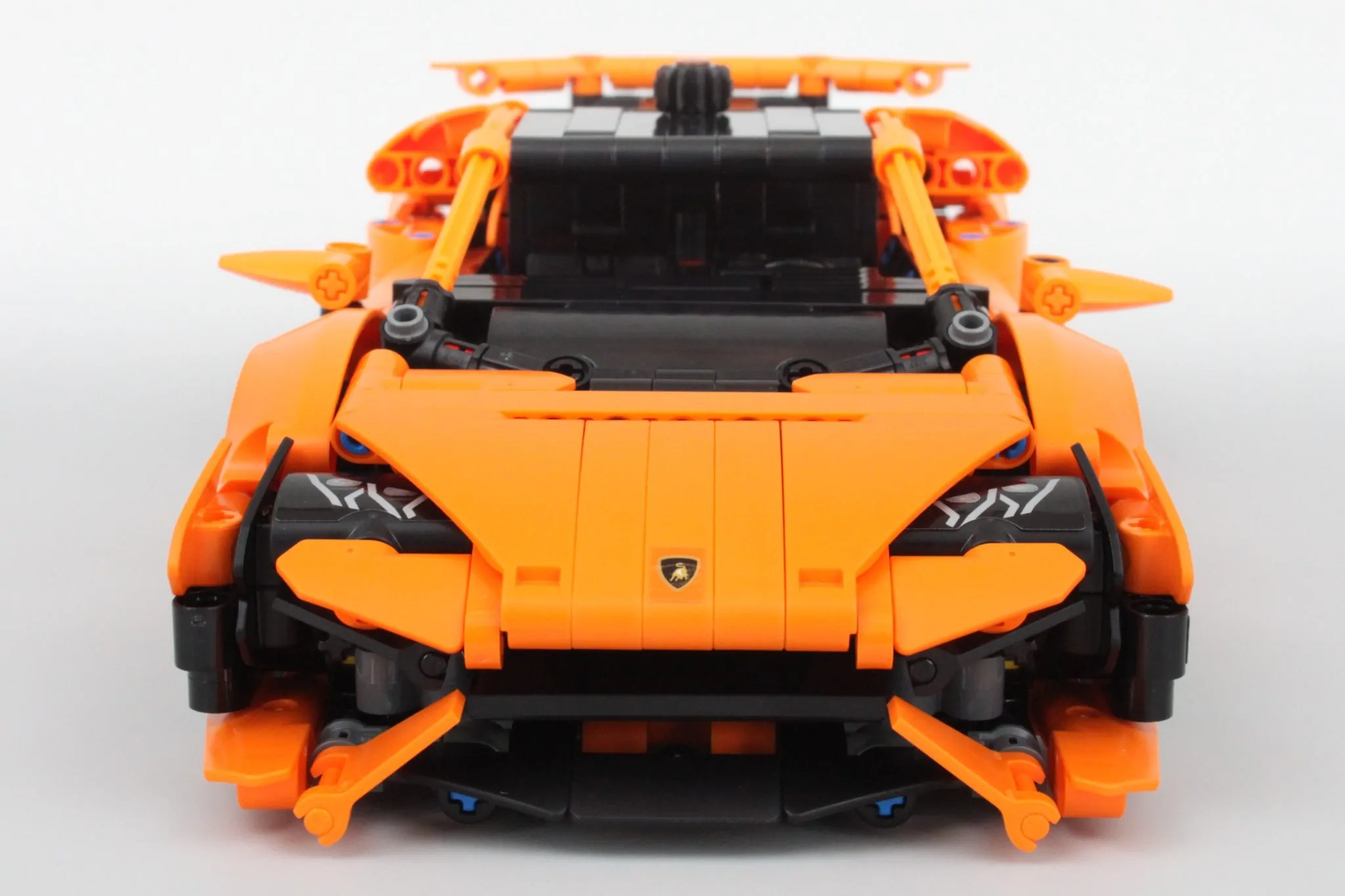 LEGO 42196 Lamborghini Huracán Tecnica Orange review