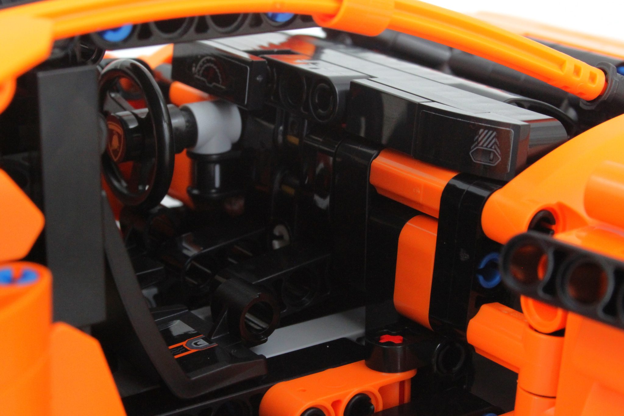 LEGO 42196 Lamborghini Huracán Tecnica Orange review