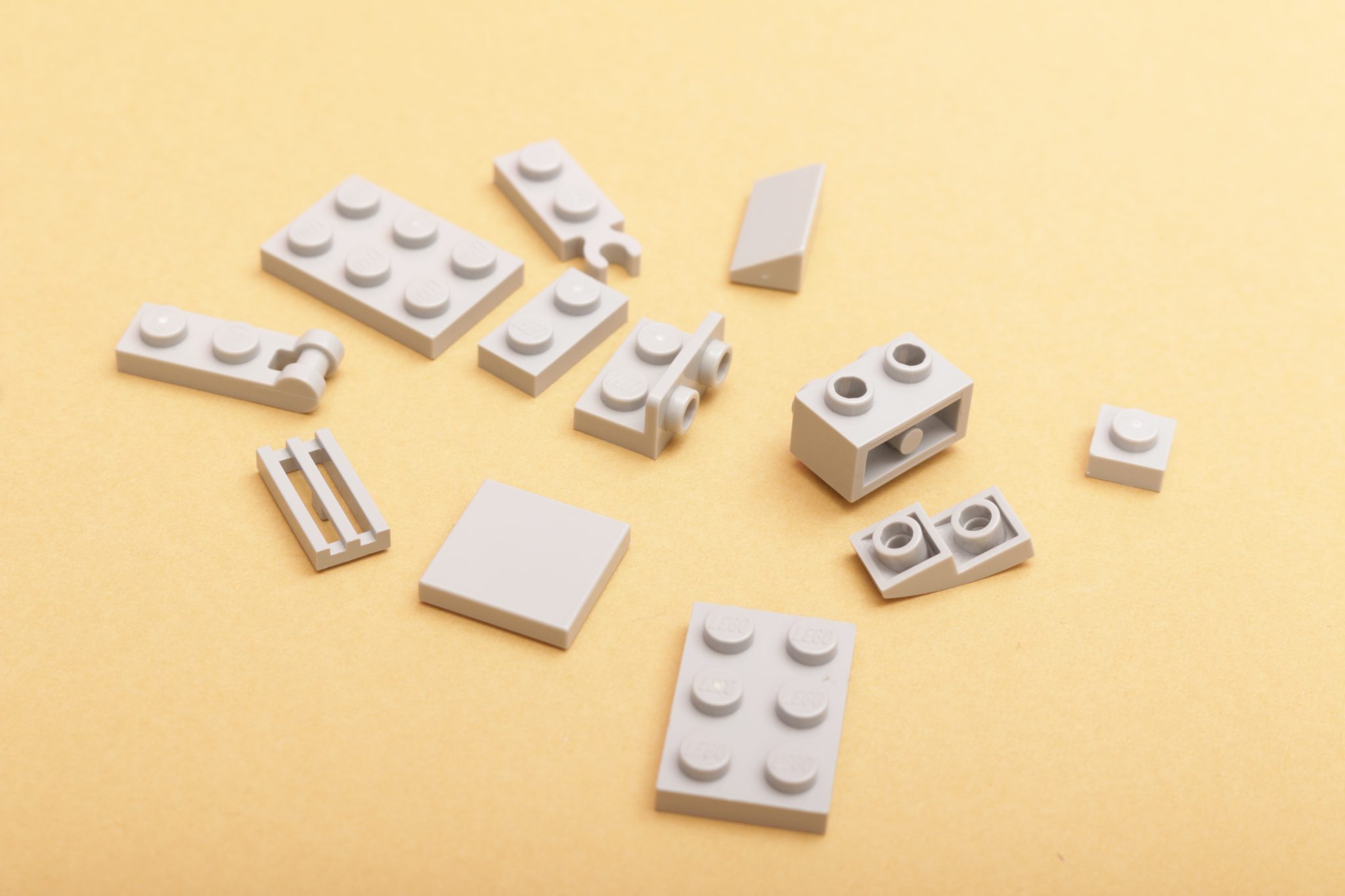 How to make LEGO Technic 42178 Surface Space Loader minifigure scale