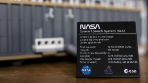 LEGO Icons 10341 NASA Artemis Space Launch System review