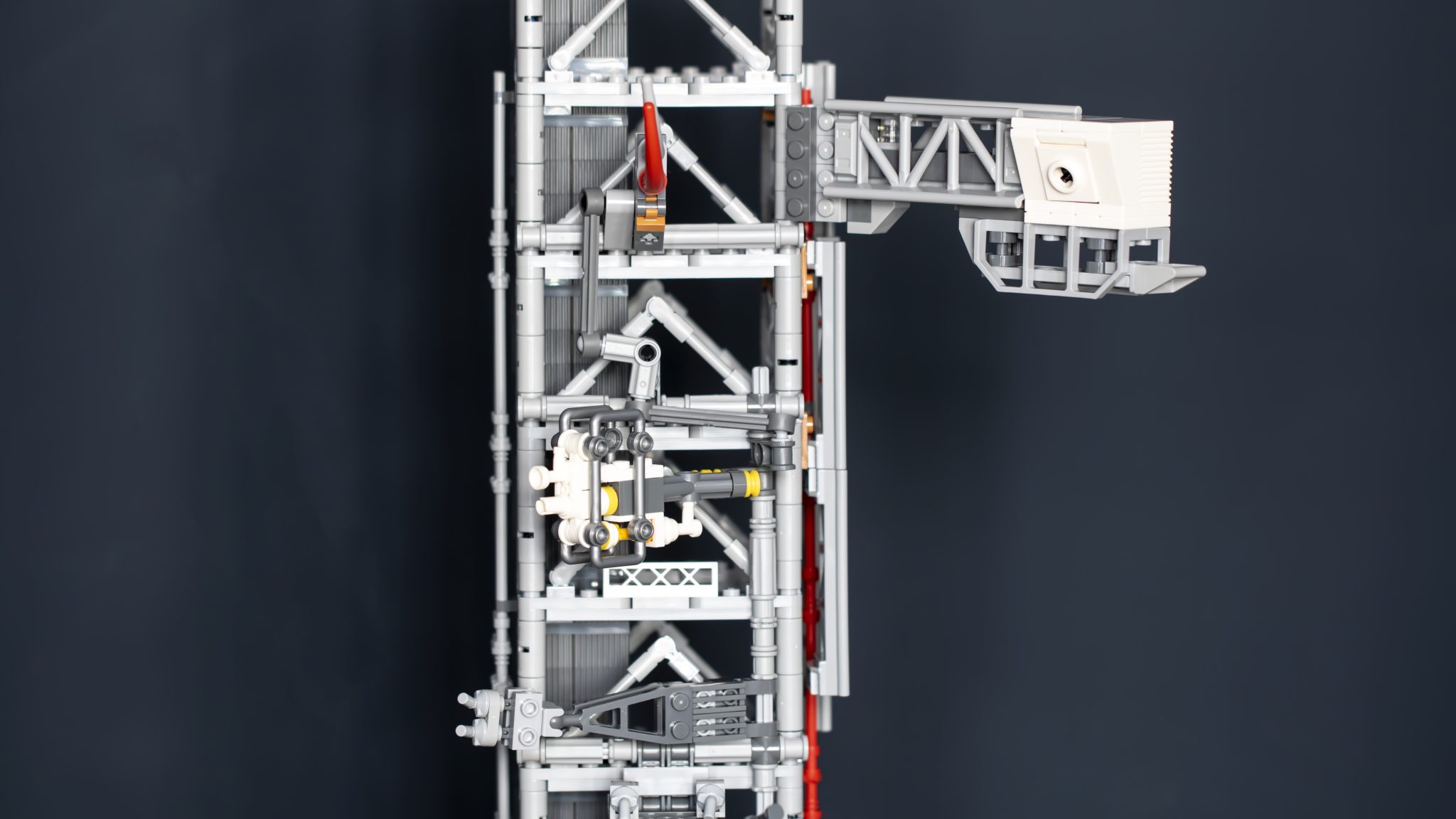 LEGO Icons 10341 NASA Artemis Space Launch System review