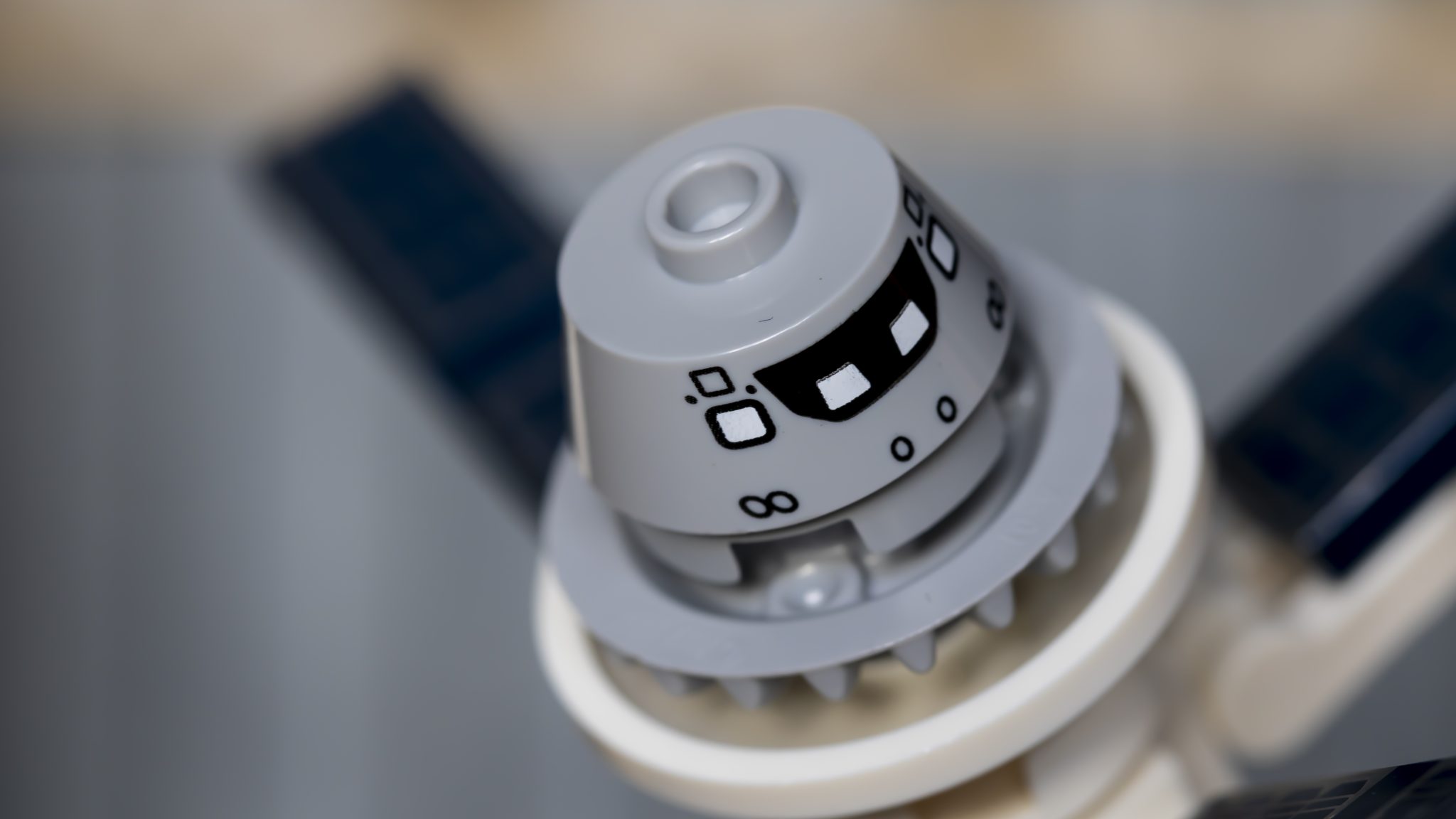 LEGO Icons 10341 NASA Artemis Space Launch System review