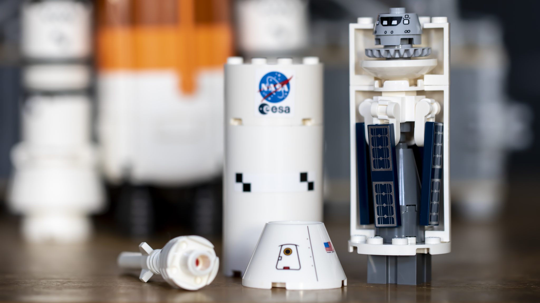 LEGO Icons 10341 NASA Artemis Space Launch System review