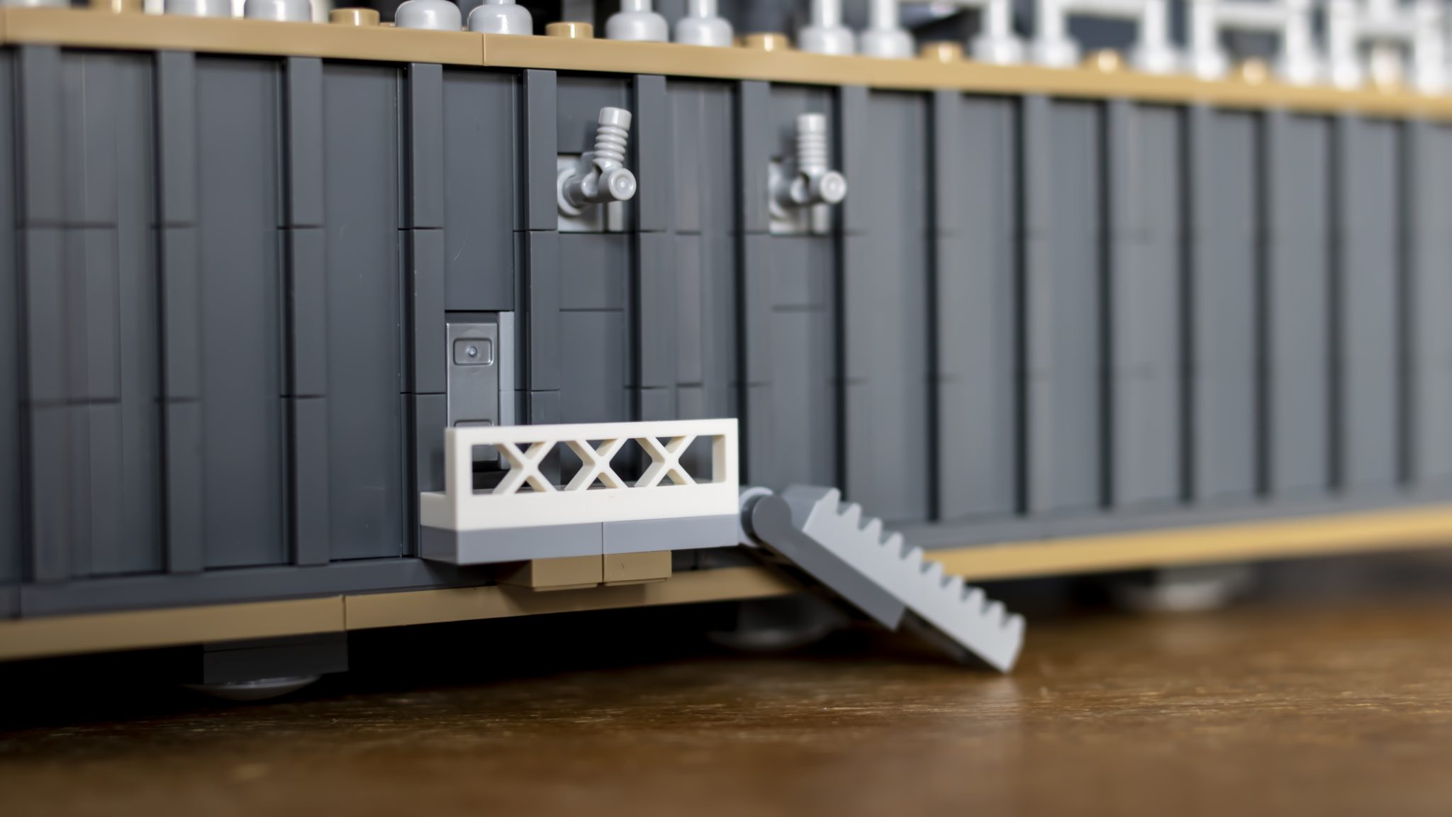 LEGO Icons 10341 NASA Artemis Space Launch System review