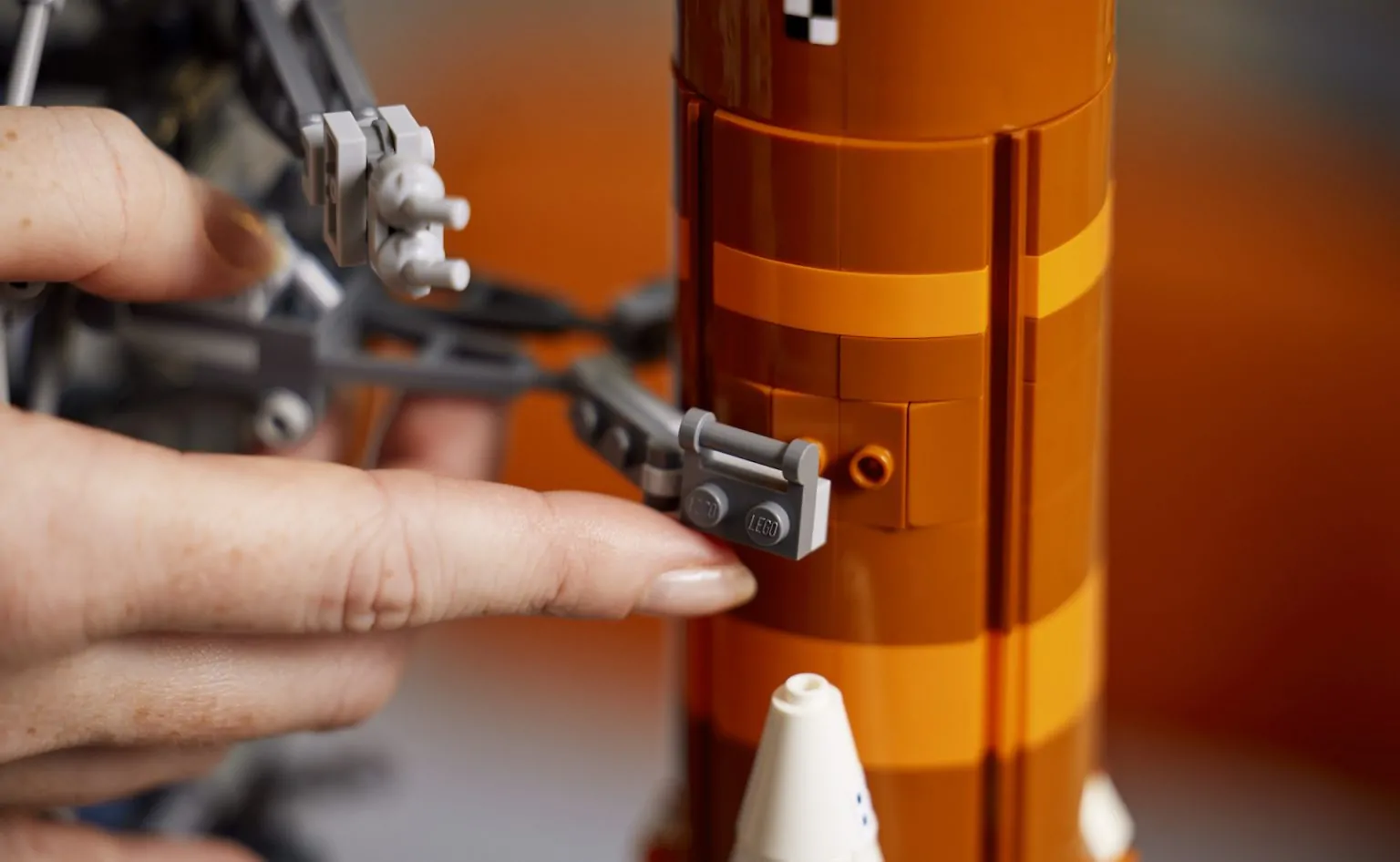LEGO 10341 NASA Artemis Space Launch System revealed