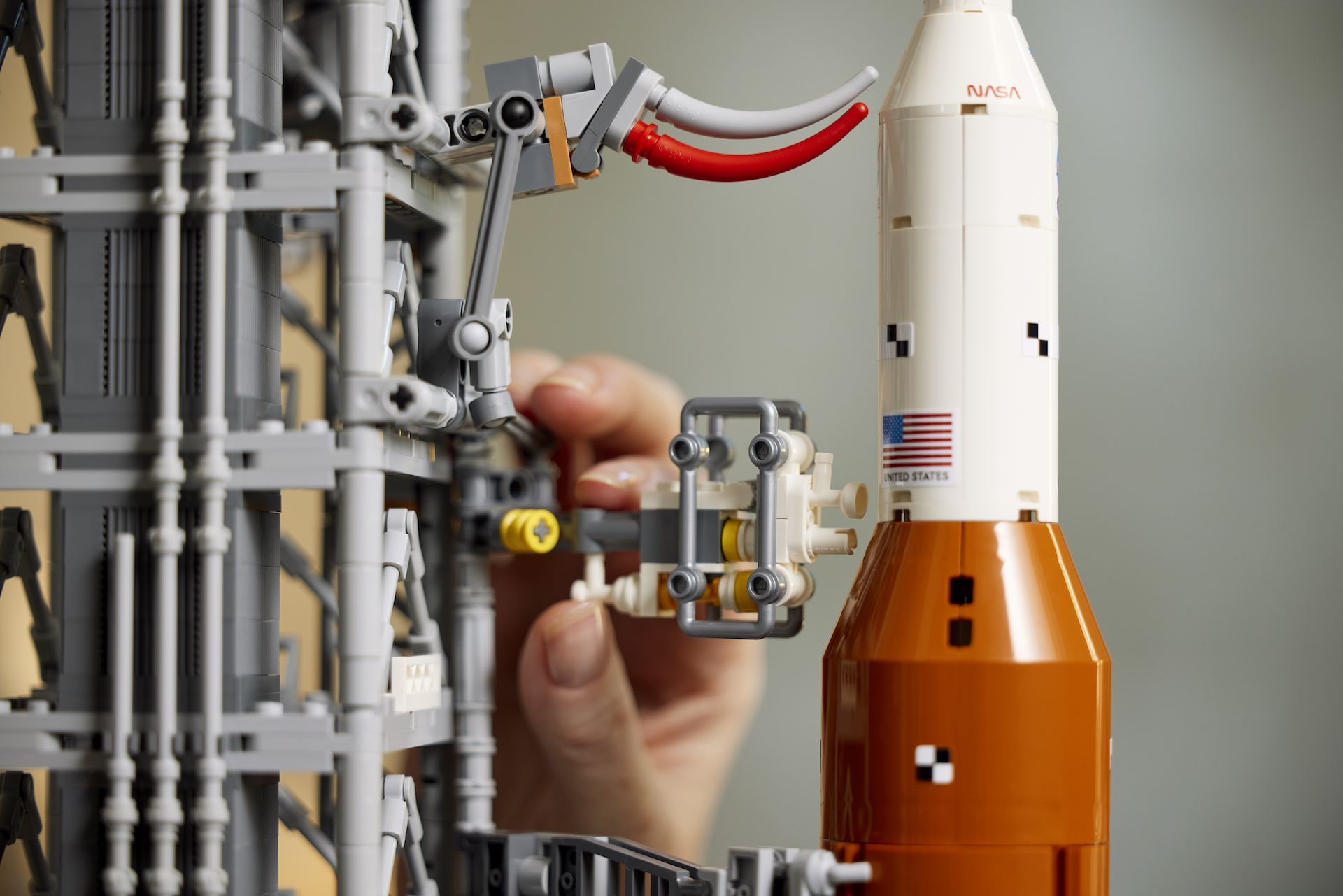 LEGO 10341 NASA Artemis Space Launch System revealed
