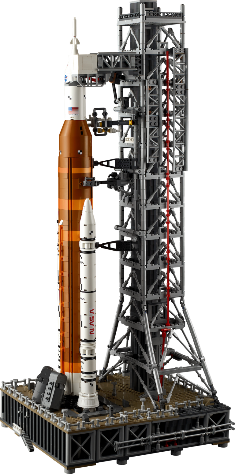 LEGO 10341 NASA Artemis Space Launch System revealed
