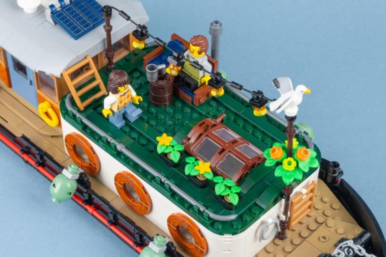 LEGO Ideas Canal Houseboat sets a course for success