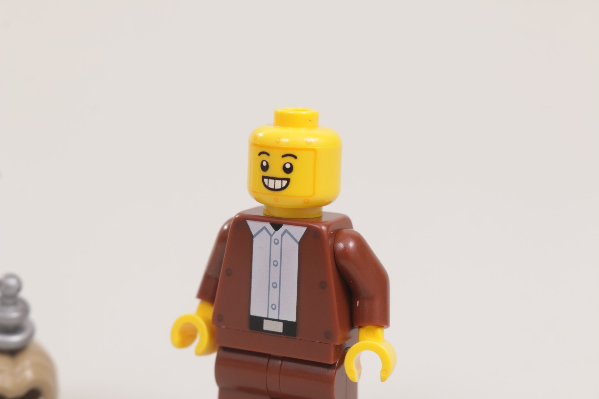 LEGO Minifigures Series 26 secrets: Beetlezoid and Imposter