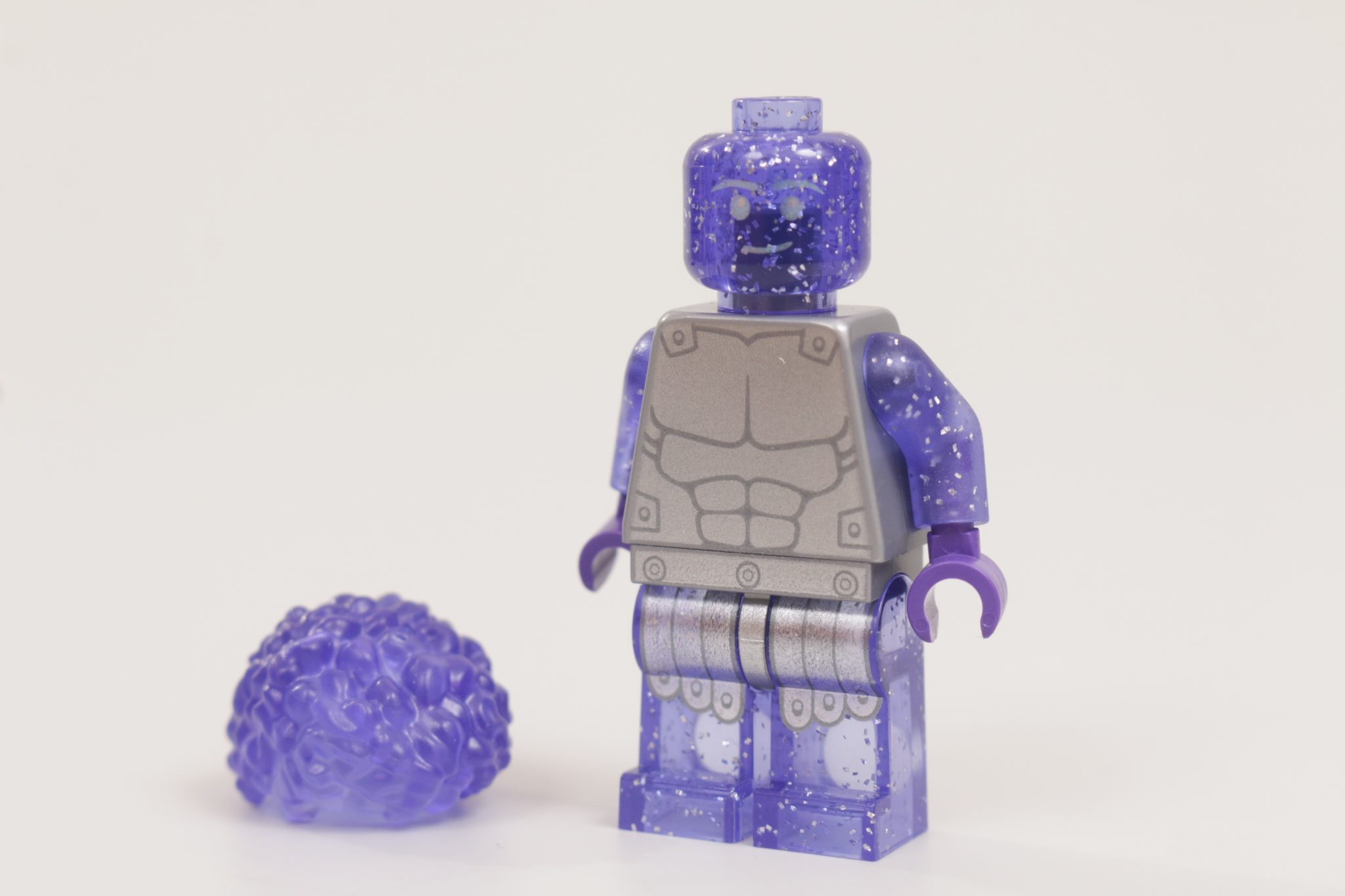 LEGO Series 26 walkthrough: Ice Planet Explorer and Orion