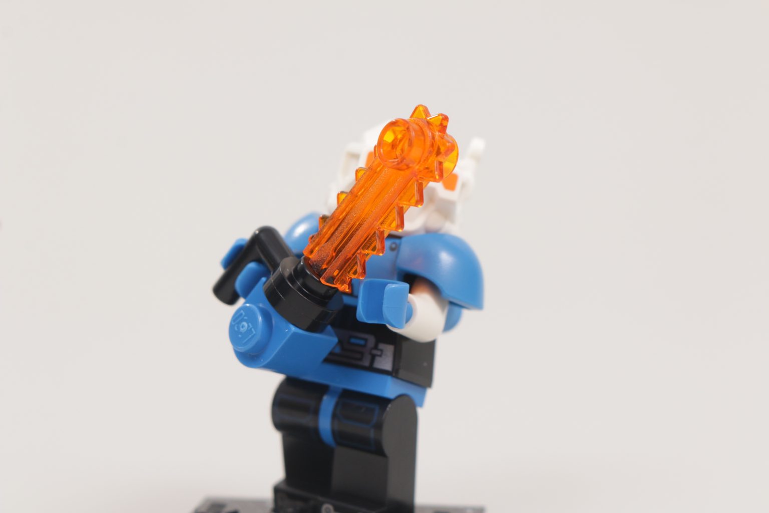 LEGO Series 26 walkthrough: Ice Planet Explorer and Orion