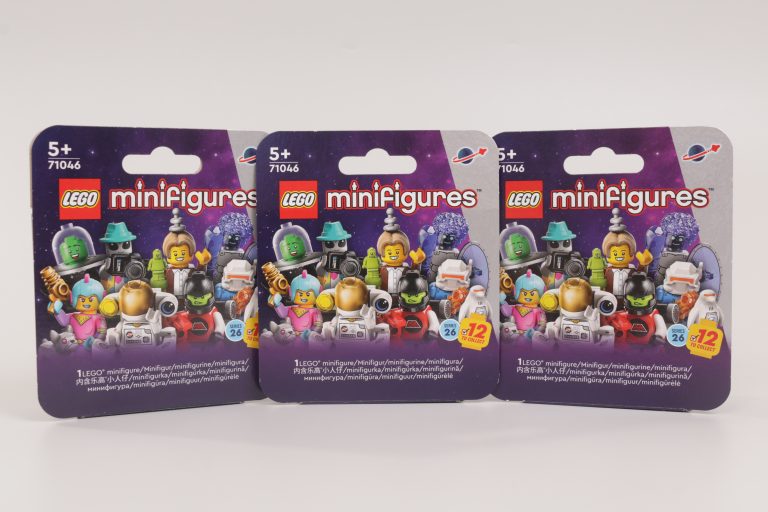 LEGO Minifigures 71046 Series 26 Space review