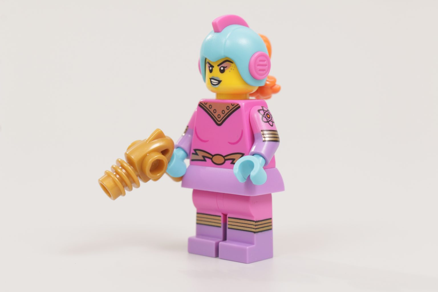 LEGO Nurse Android and Retro Space Heroine walkthrough