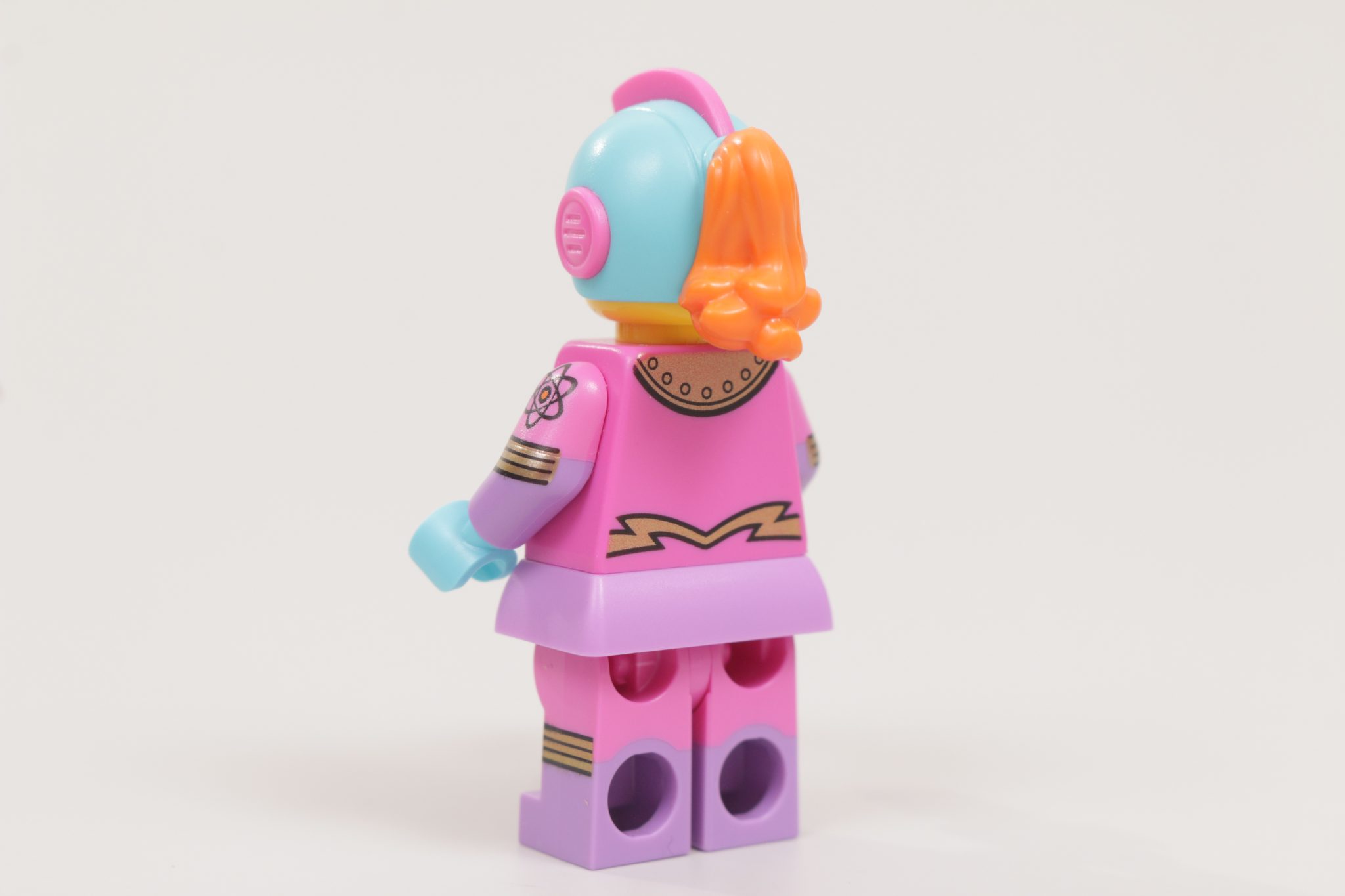 LEGO Nurse Android and Retro Space Heroine walkthrough