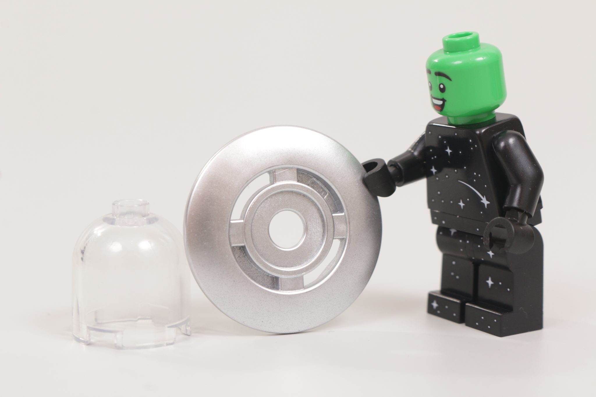 LEGO Series 26 secrets: M-Tron Powerlifter and Flying Saucer