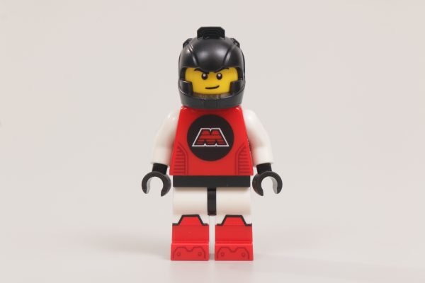 LEGO Series 26 secrets: M-Tron Powerlifter and Flying Saucer