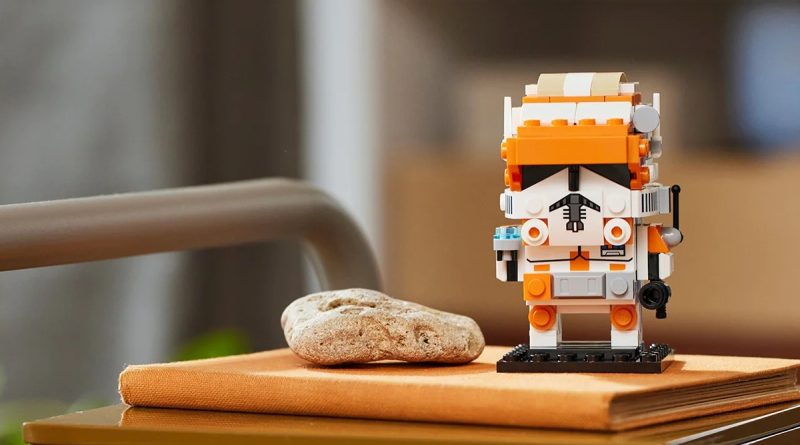 LEGO Star Wars 40675 Clone Commander Cody revealed