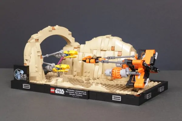 LEGO Star Wars 75380 Mos Espa Podrace Diorama review