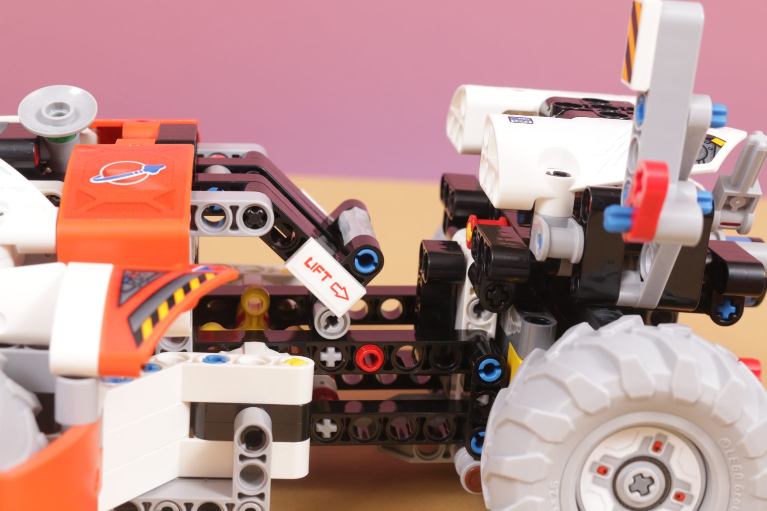 LEGO Technic 42178 Surface Space Loader review