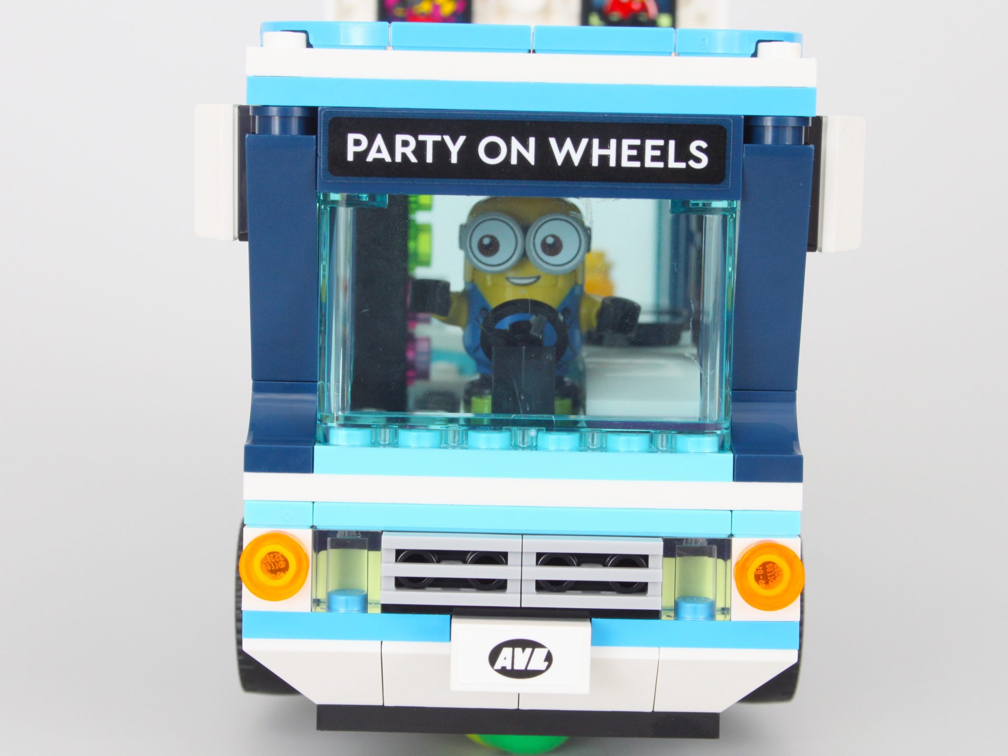 LEGO Despicable Me 4 75581 Minions' Music Party Bus review