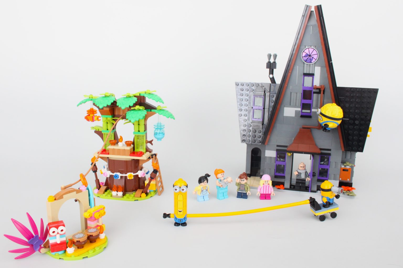 LEGO 75583 Minions and Gru's Family Mansion review