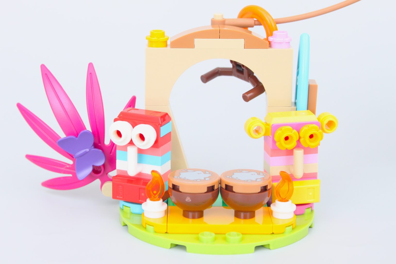 LEGO 75583 Minions and Gru's Family Mansion review