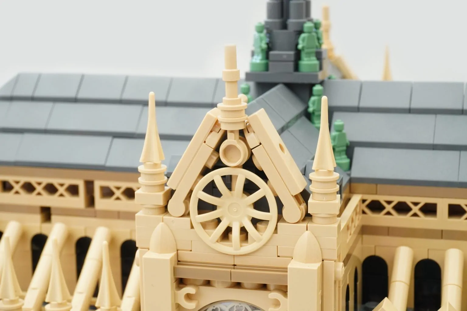 LEGO Architecture 21061 Notre-Dame de Paris review