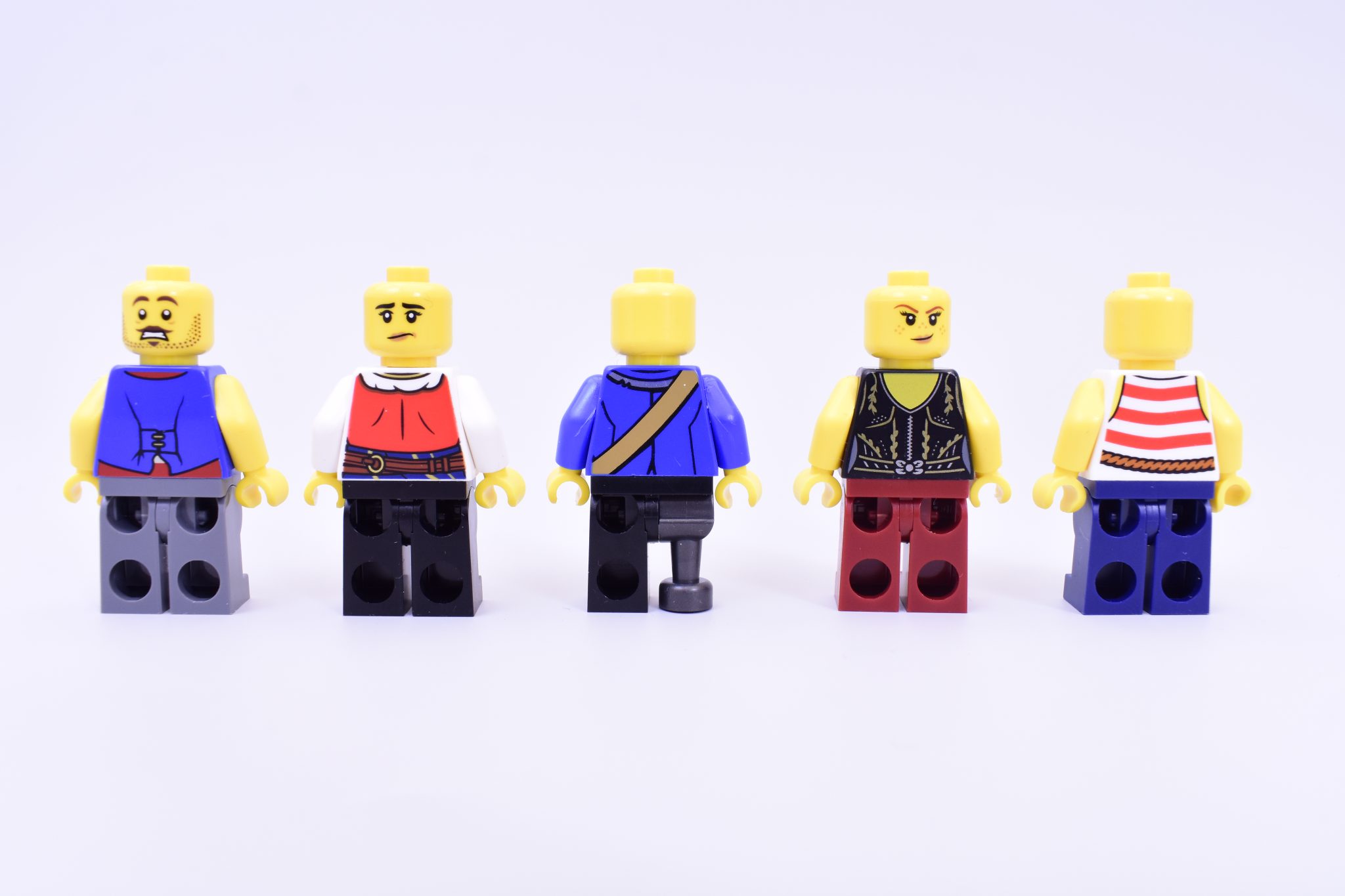 LEGO BrickLink Designer Program 910038 Ominous Isle review