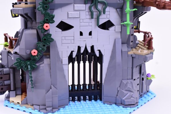 LEGO BrickLink Designer Program 910038 Ominous Isle review