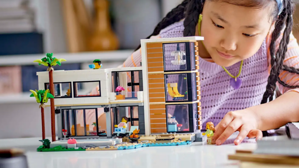 LEGO is calling time on one of the best Creator 3-in-1 sets