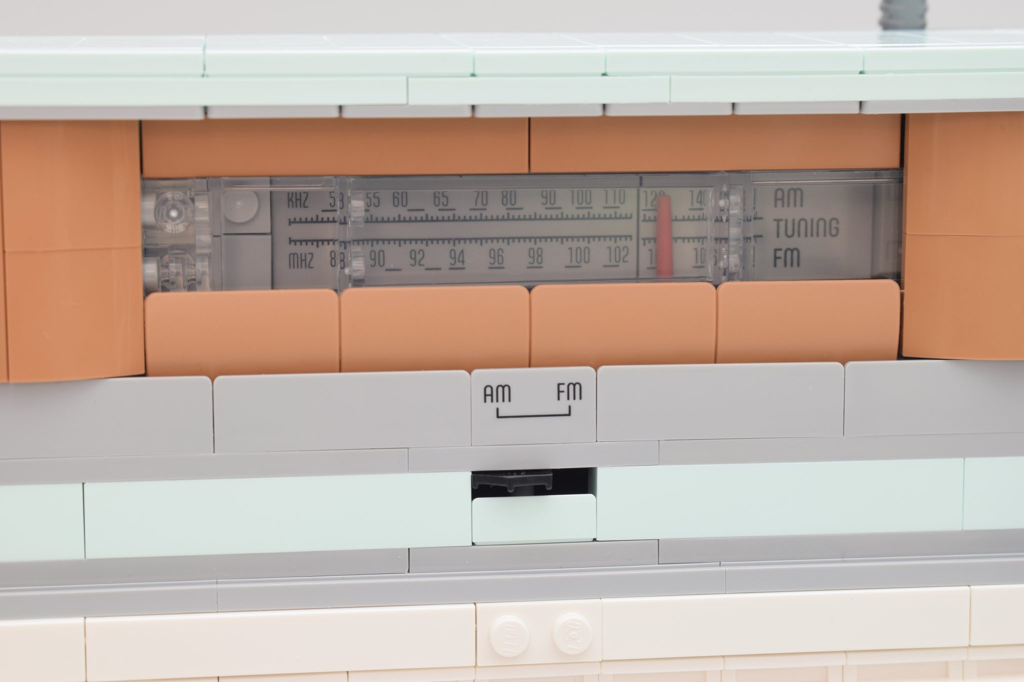 LEGO Icons 10334 Retro Radio review, verdict and gallery