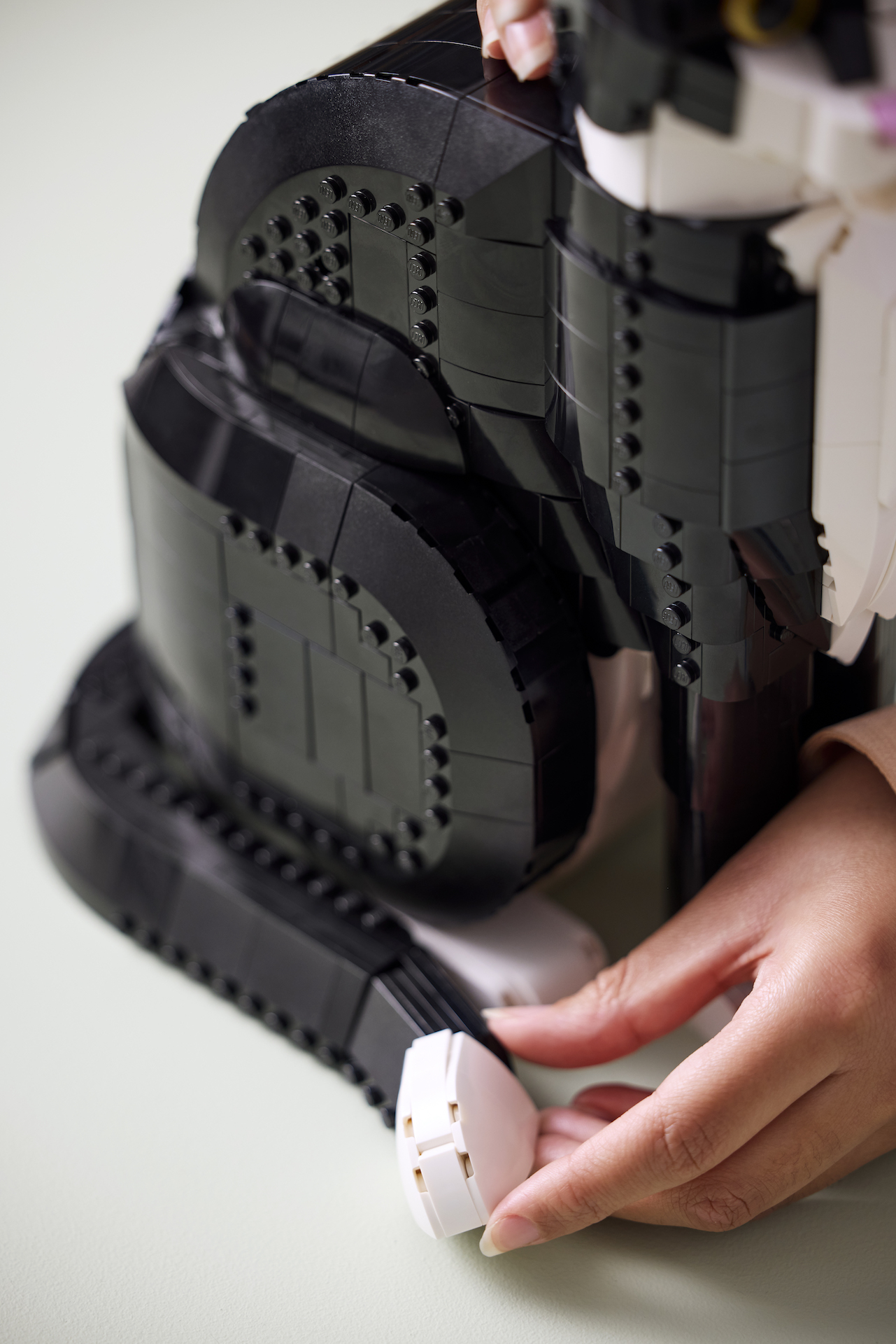 LEGO Ideas 21349 Tuxedo Cat officially revealed