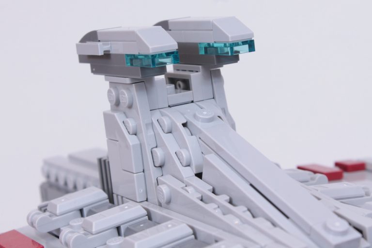 Build a midi-scale LEGO Star Wars Venator using one* set