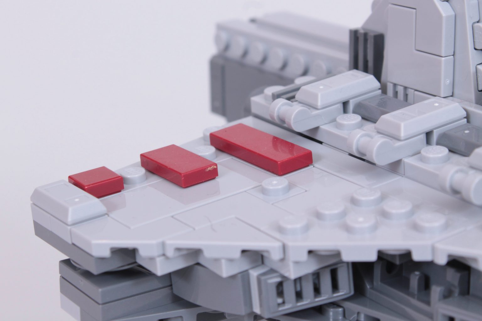 Build a midi-scale LEGO Star Wars Venator using one* set