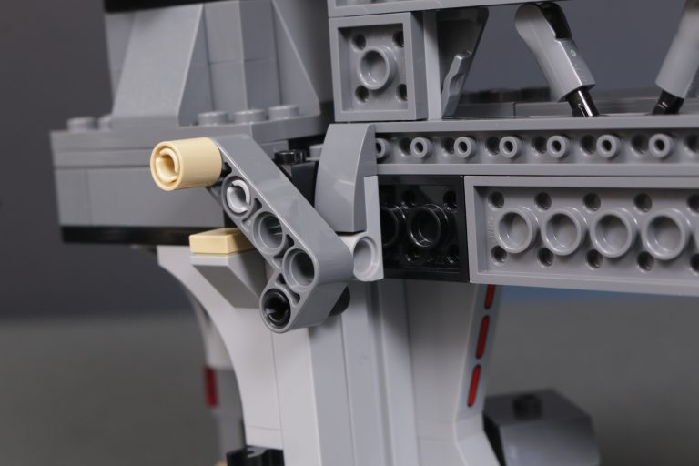 LEGO Star Wars 75386 Paz Vizsla and Moff Gideon Battle