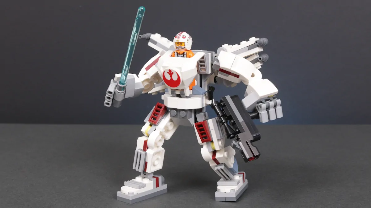 LEGO Star Wars 75390 Luke Skywalker X-Wing Mech review