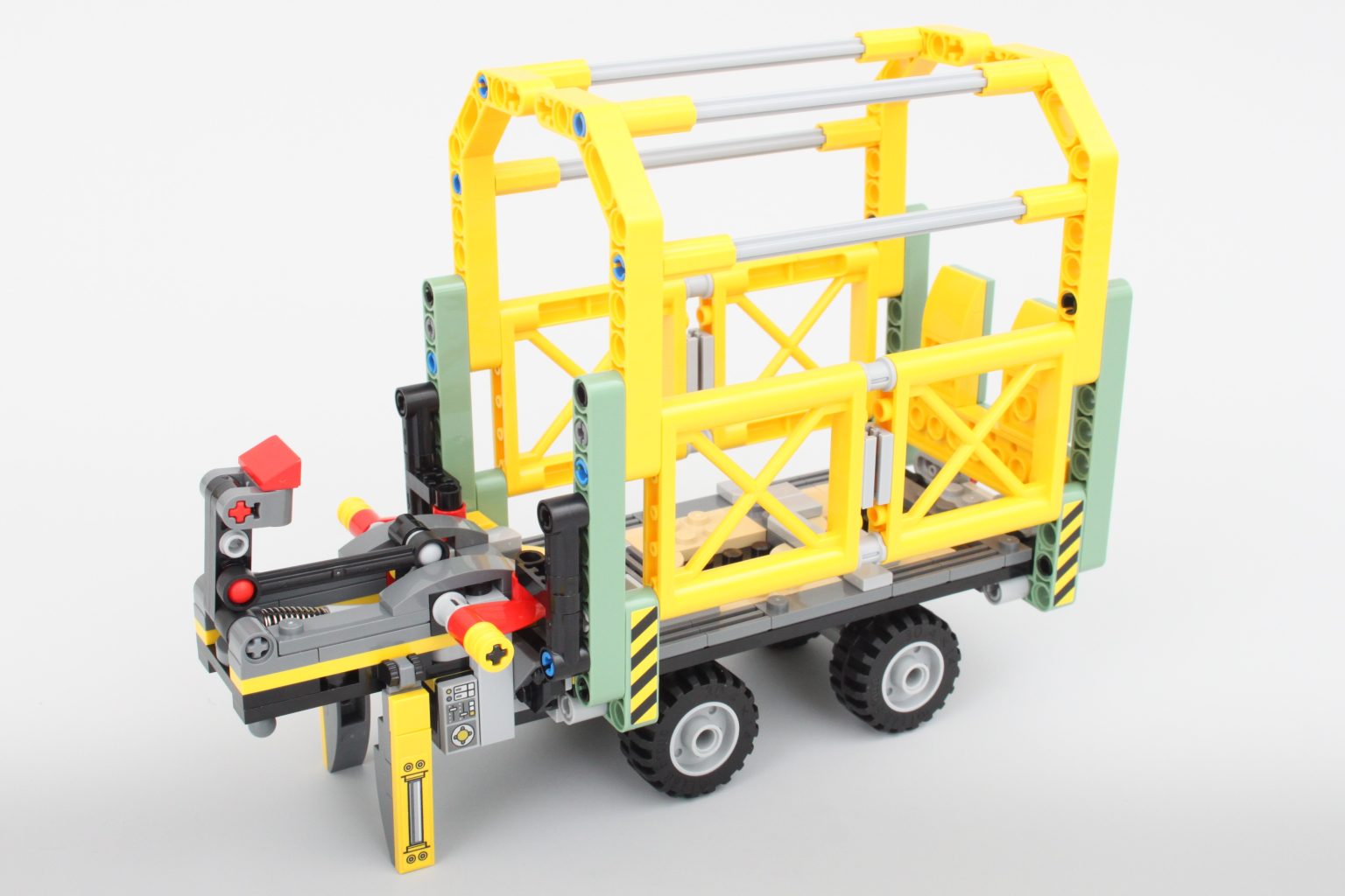 LEGO Jurassic World 76966 Allosaurus Transport Truck review