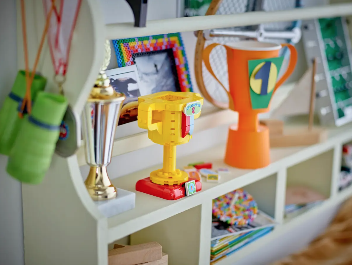 LEGO 40688 Trophy Award GWP officially revealed