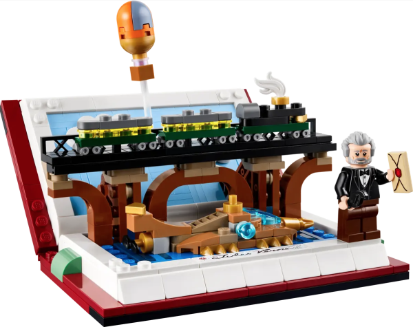 LEGO Tribute to Jules Verne GWP available for LEGO Insiders