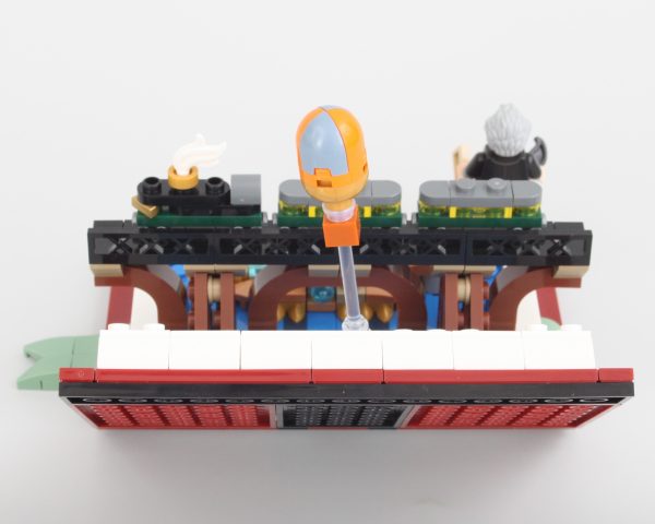 LEGO 40690 Tribute to Jules Verne's Books GWP review