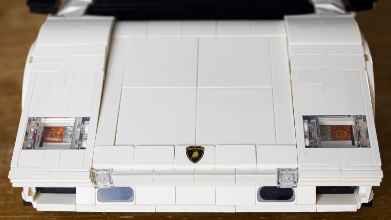 LEGO 10337 Lamborghini Countach 5000 Quattrovalvole review
