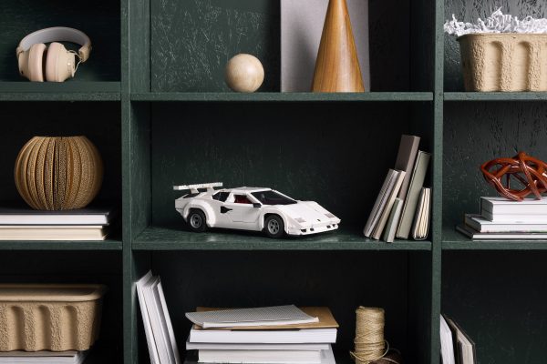 LEGO Icons 10337 Lamborghini Countach 5000 Quattrovalvole visual tour