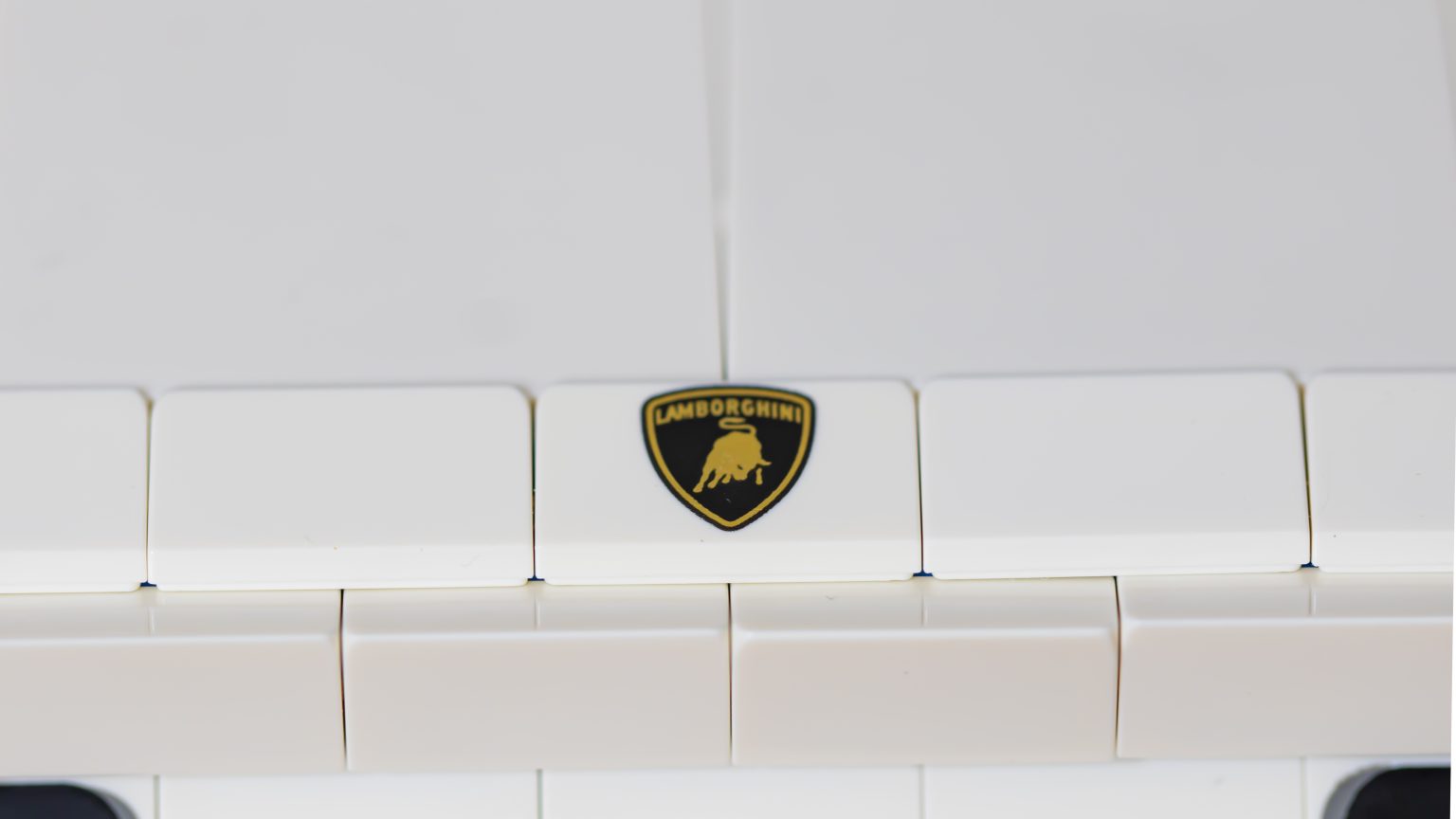 LEGO 10337 Lamborghini Countach 5000 Quattrovalvole review