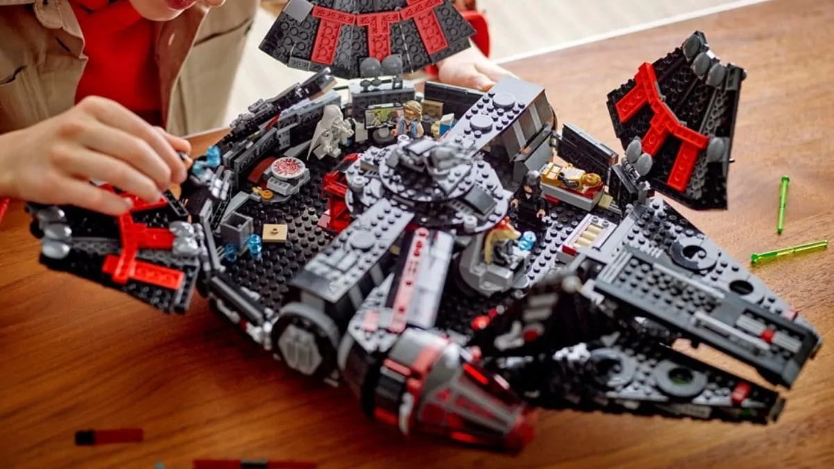 KLOCKI LEGO Star Wars 75389 Dark Falcon nie musi być postacią niekanoniczną