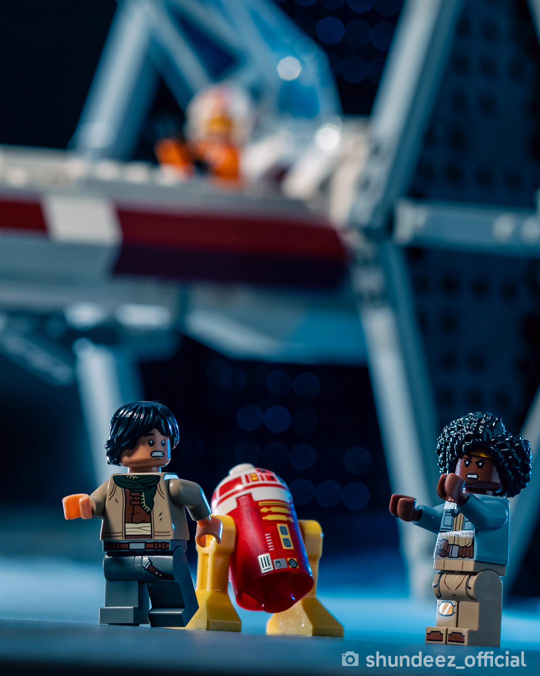 First look at LEGO Dark Falcon, TIE Wing, X-Fighter in hand