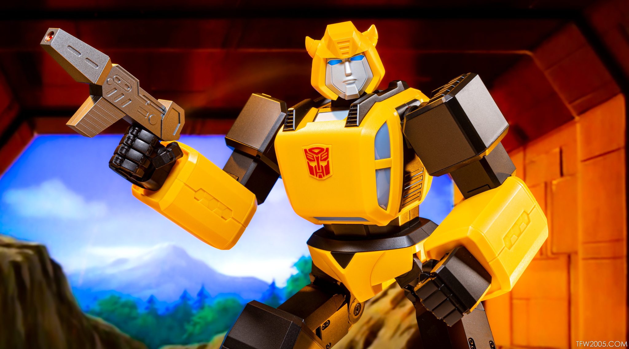 Comparing LEGO Transformers 10338 Bumblebee to its on-screen version
